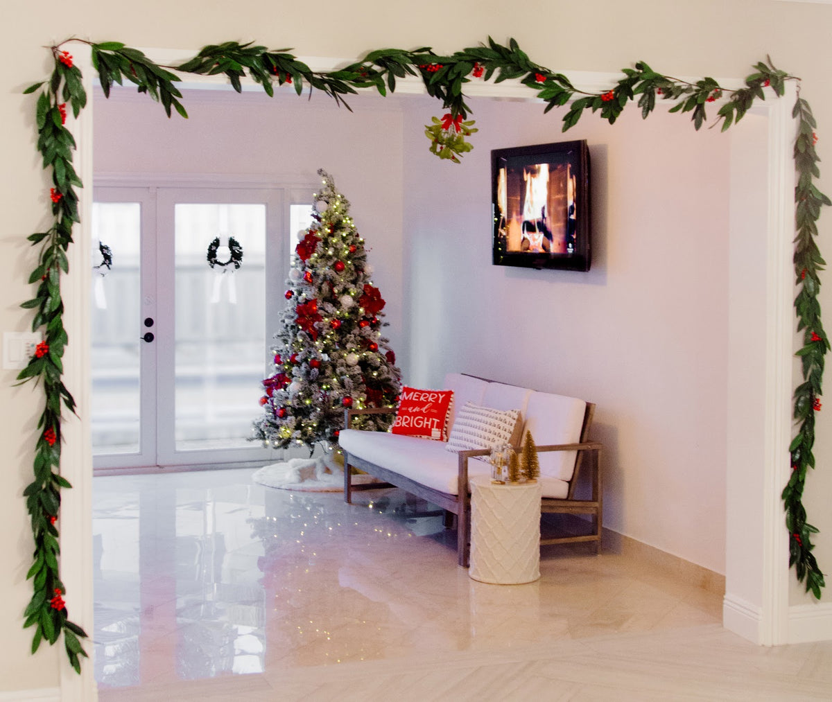 How to Hang Holiday Garlands Indoors – Contest Coupon